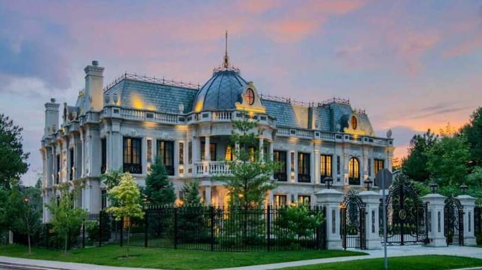 Schitt’s Creek mansion returns to market with price reduction ...