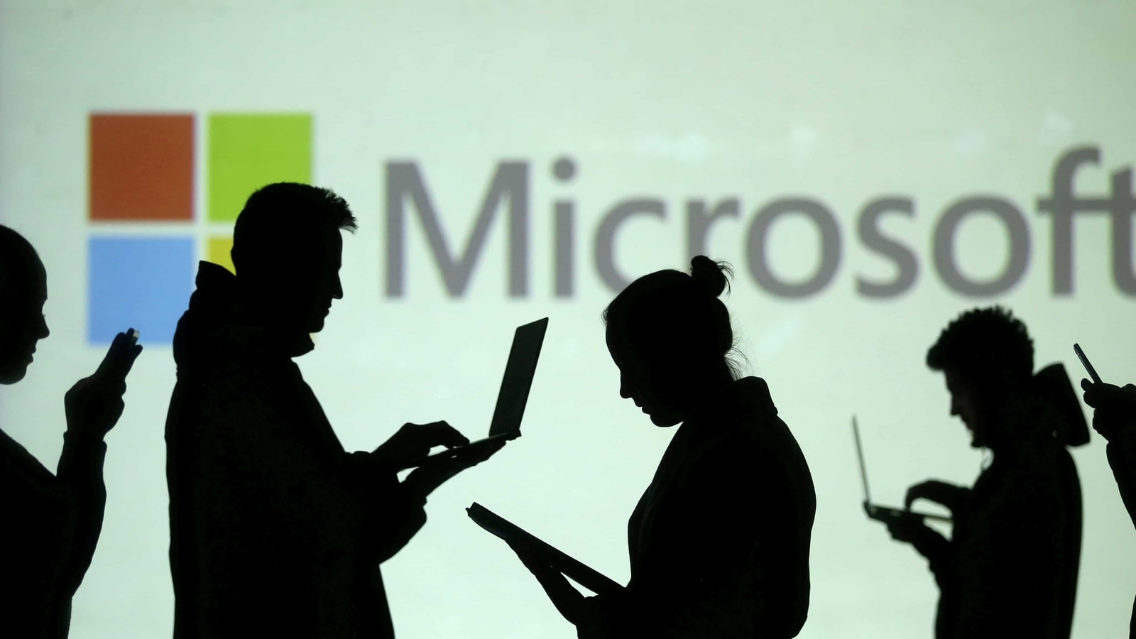 More than 20,000 US organizations compromised through Microsoft flaw ...