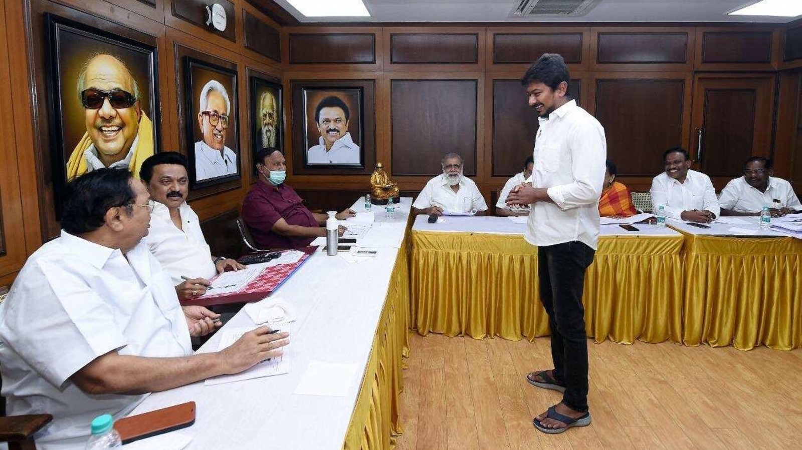 AIADMK, DMK yet to close deal with key allies for Tamil Nadu assembly ...