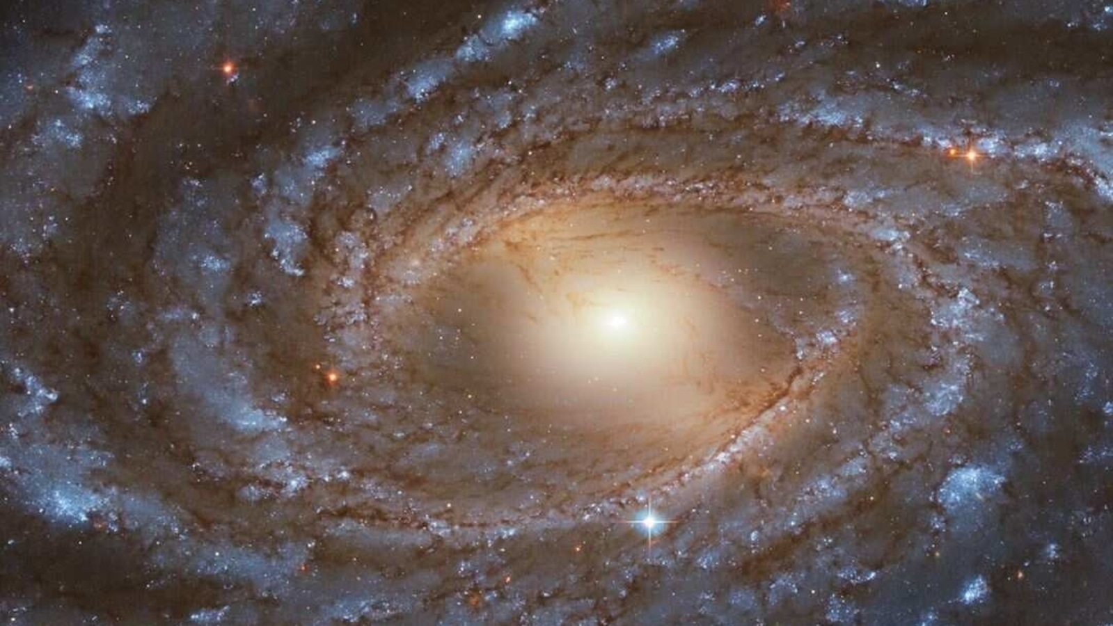 Nasa posts pic of majestic galaxy discovered in 1876, shares ...