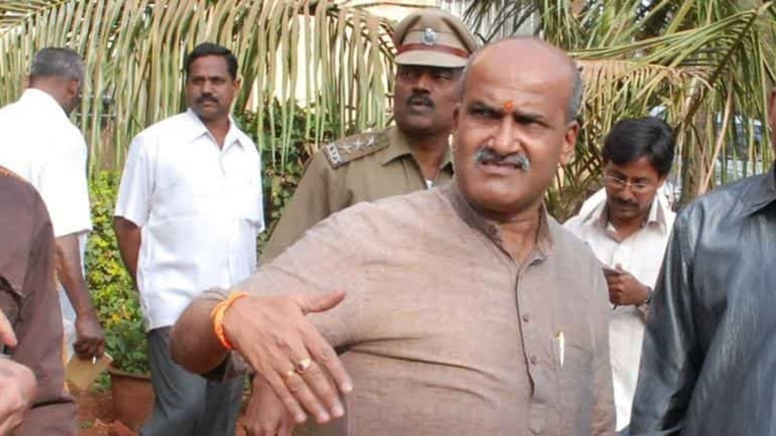 Sri Ram Sene’s Muthalik tries to join BJP again, seeks Belagavi bypoll ...