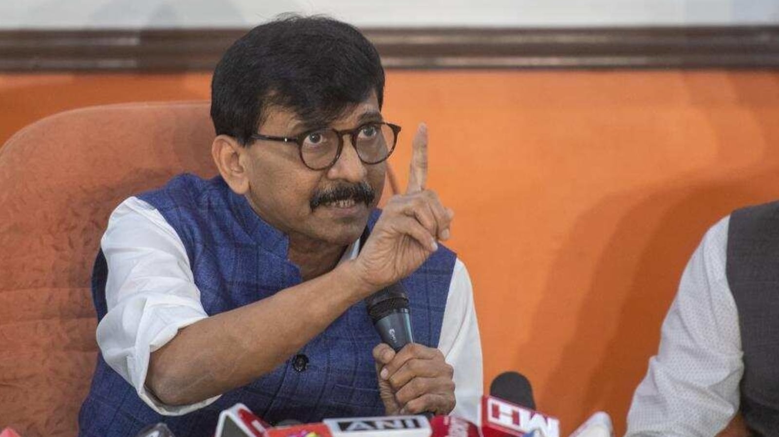 Sanjay Raut calls for all-party visit to Belgaum after 'attack on ...