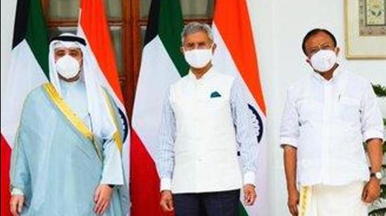 India, Kuwait announce joint commission to boost ties in energy ...