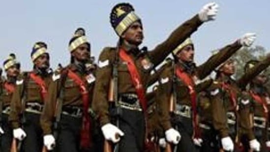 Indian Army Recruitment 2021: Apply for 40 engineer posts till March 26 ...