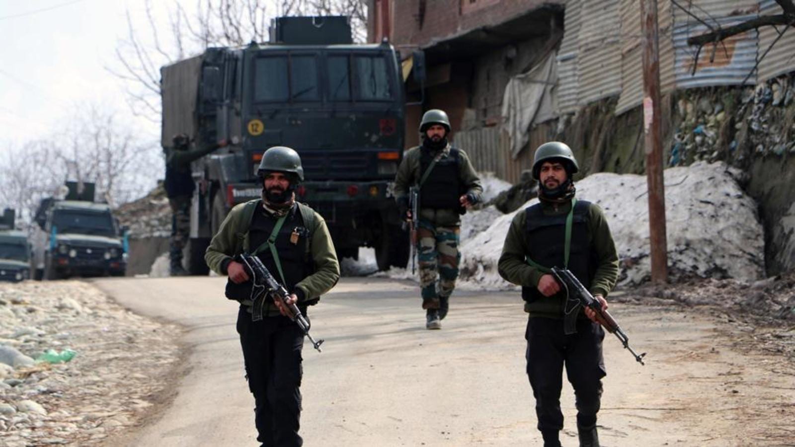 4 militants killed in encounter in Kashmir’s Shopian | Latest News ...