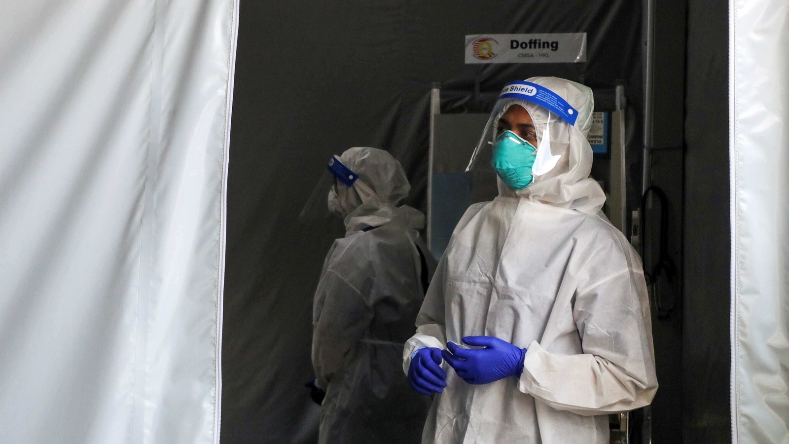 Covid-19 originated from Wuhan lab, says former CDC chief | World News