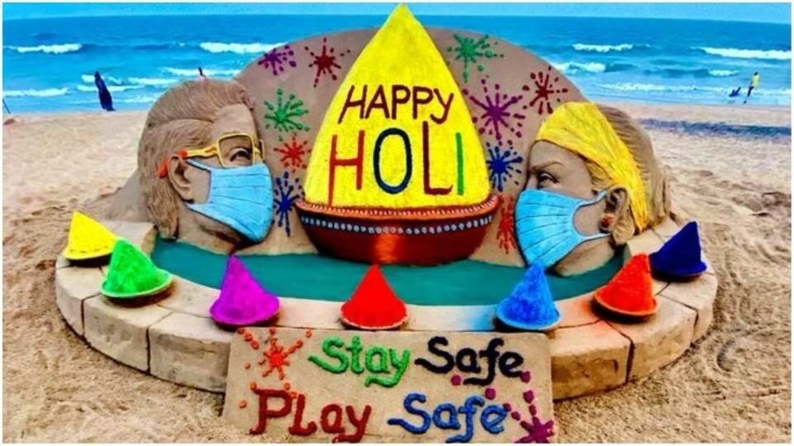 Famous sand artist Sudarsan Pattnaik wishes Happy Holi in his own ...
