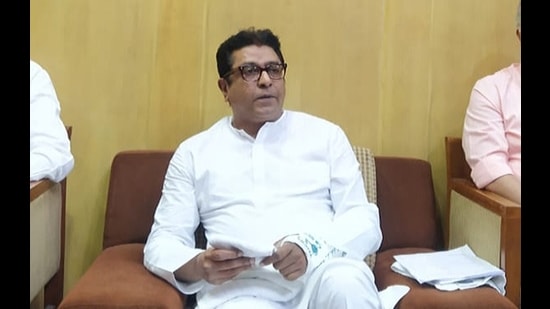 ‘Maharashtrians face the brunt’: Raj Thackeray blames migrants for ... ‘Maharashtrians face the brunt’: Raj Thackeray blames migrants for ...