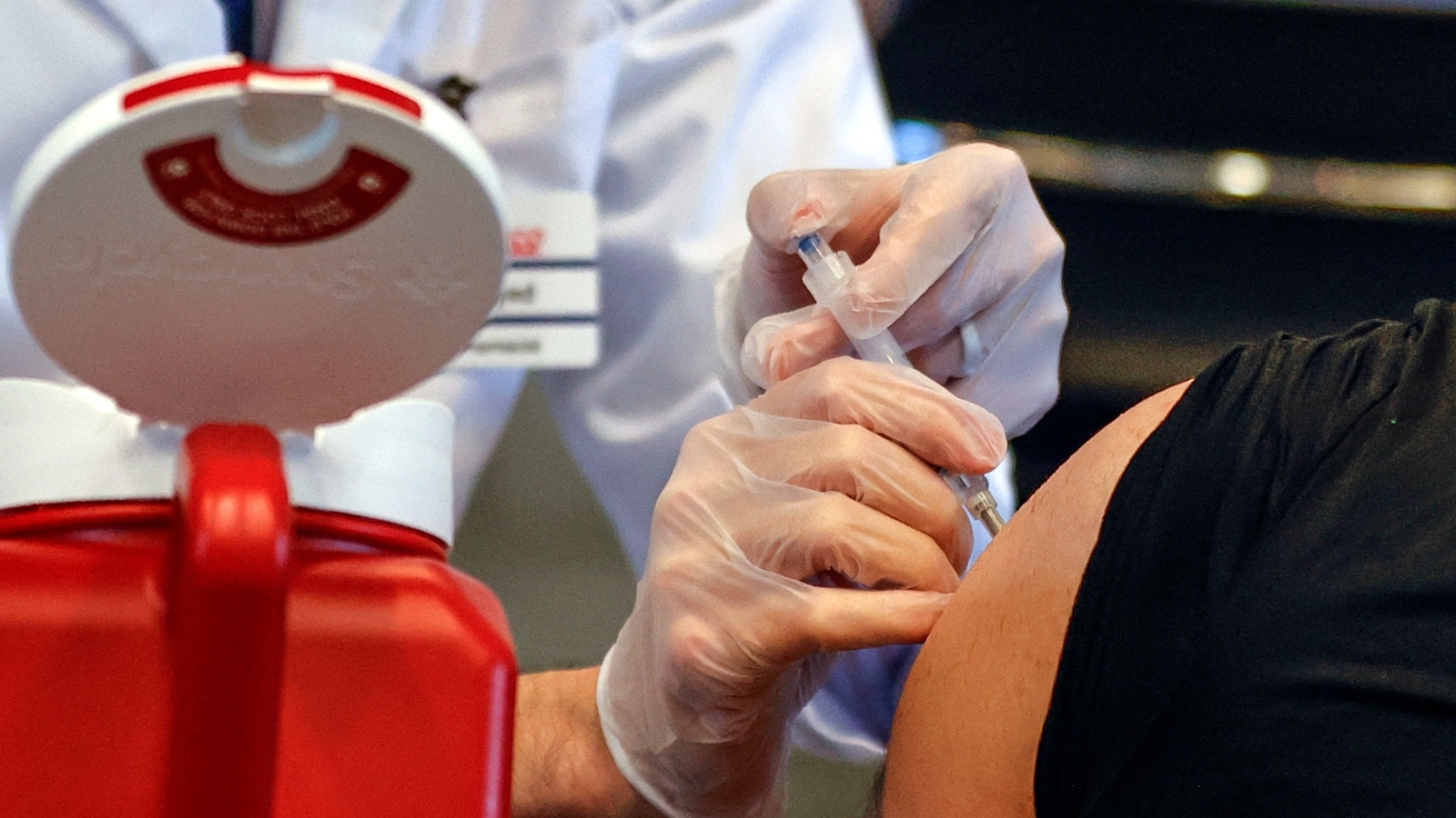 Oxford starts first study to reinfect recovered Covid-19 patients ...