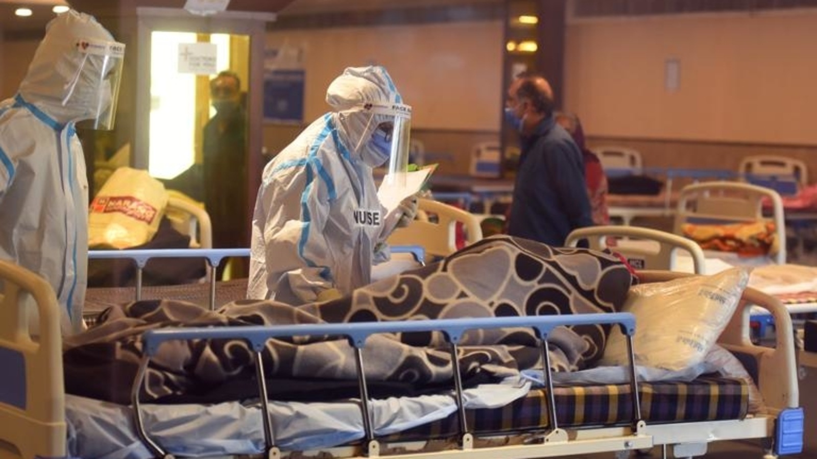 Govt flags ‘excess’ O2 use at hospitals | Latest News India