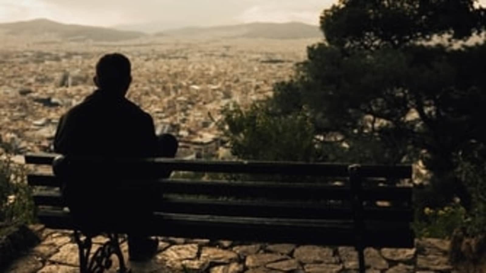 Loneliness in men can lead to cancer, here's how | Hindustan Times