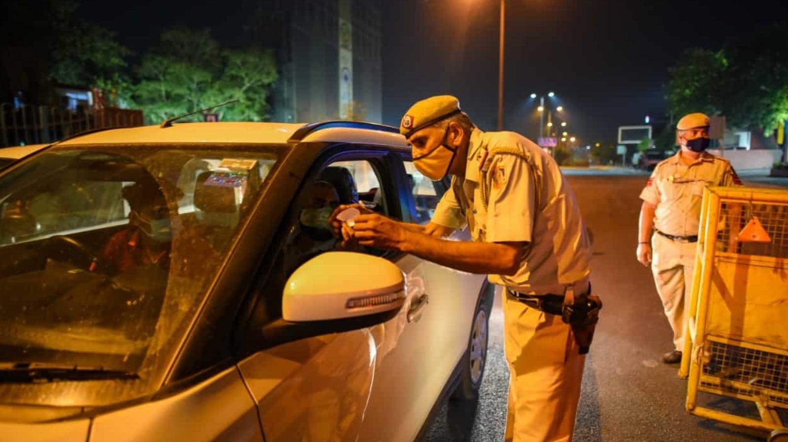 Delhi lockdown extended by a week till May 10 as 412 die of Covid-19 ...