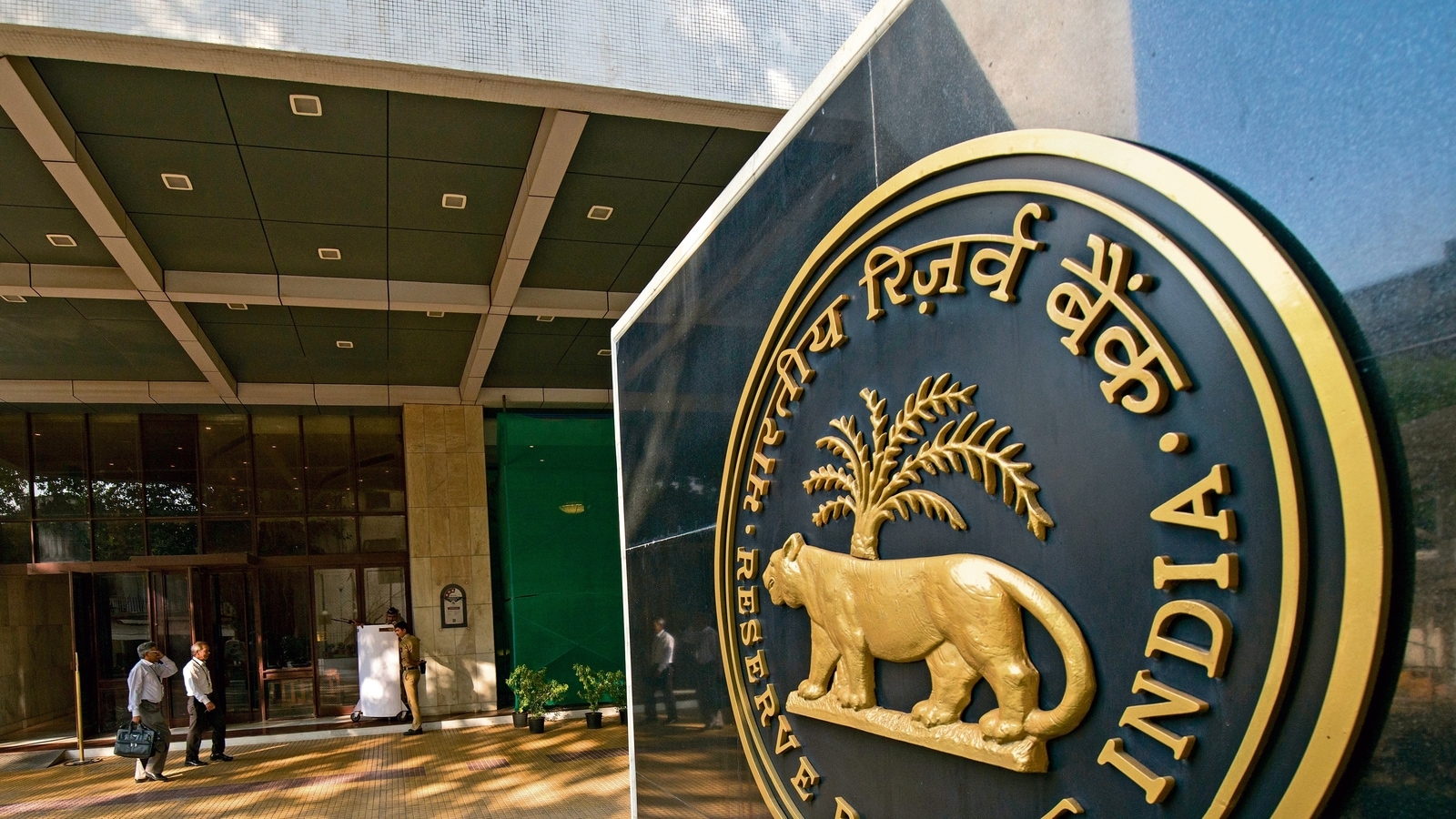 T Rabi Sankar takes over as new RBI deputy governor, to hold post for 3 ...