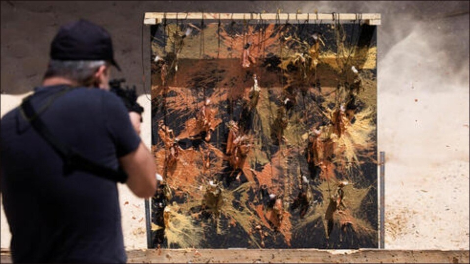 Israeli ex-sniper creates artworks using gun on canvas instead of paint ...