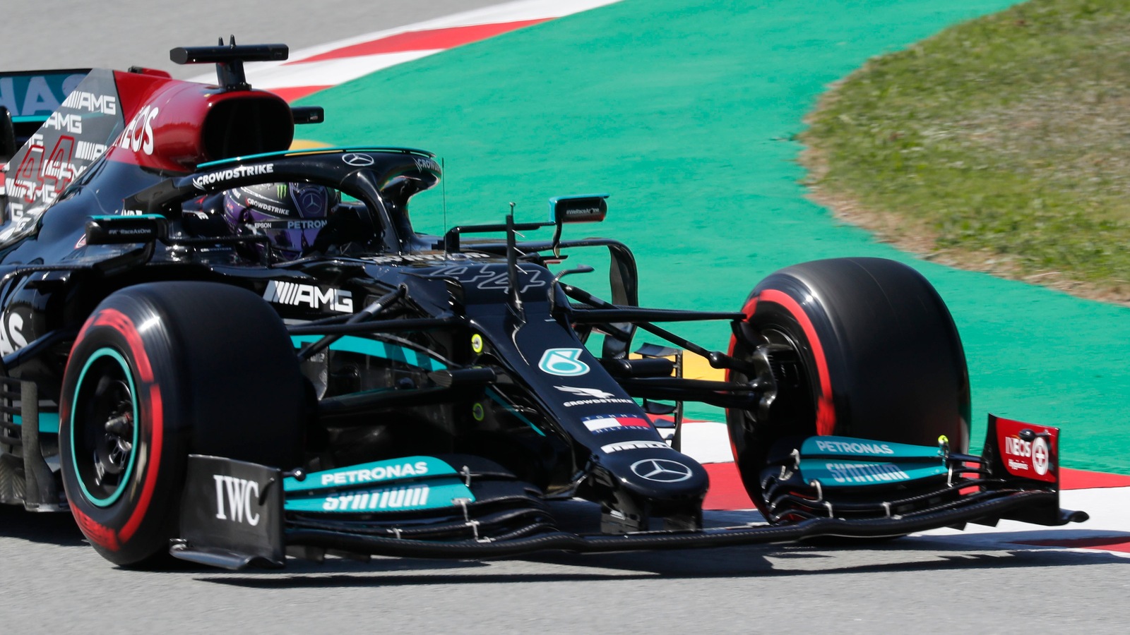Hamilton tops qualifying at Spanish GP for 100th pole | Sports News