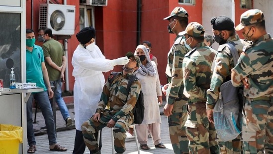 Over 5k soldiers infected as 2nd wave hits armed forces | Latest News India