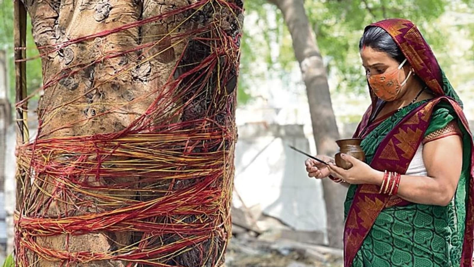 Delhiwale: A tree in the temple | Latest News Delhi