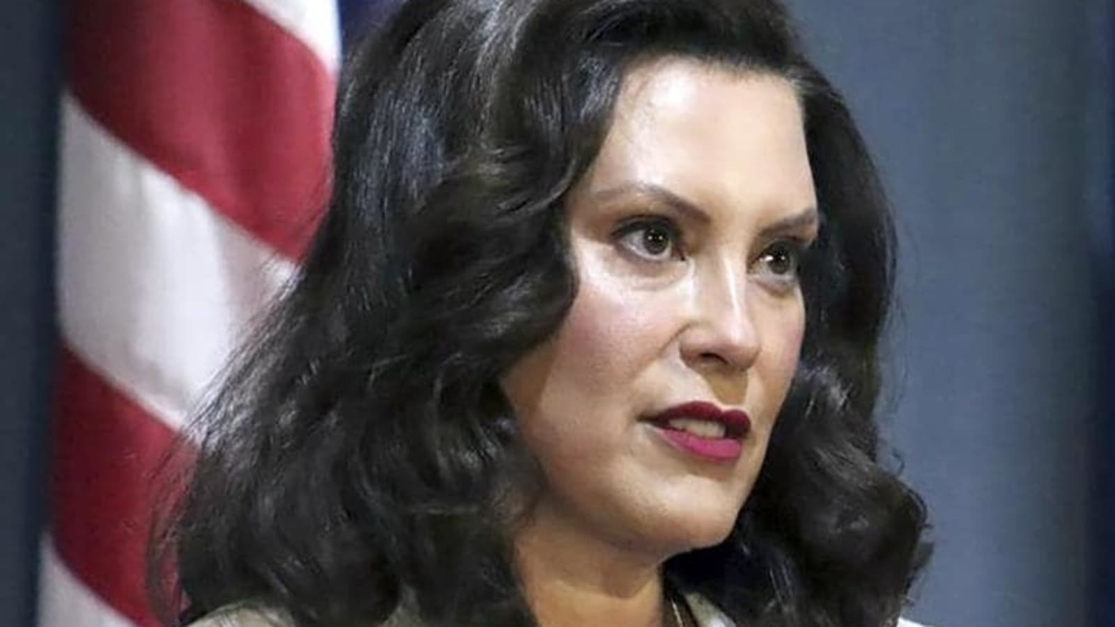 Michigan governor Whitmer 'sorry' for violating social distancing ...