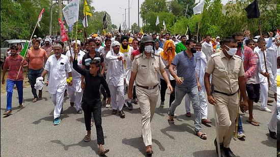 Farmers to gherao police stations on June 7 against FIRs | Hindustan Times