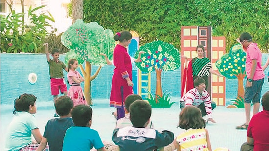 Curtain Call: Learning from children the fine art of acting | Hindustan ...