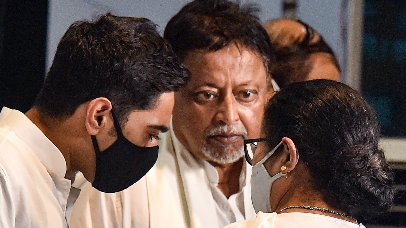Mukul Roy’s move fans talk of turncoats following suit | India News