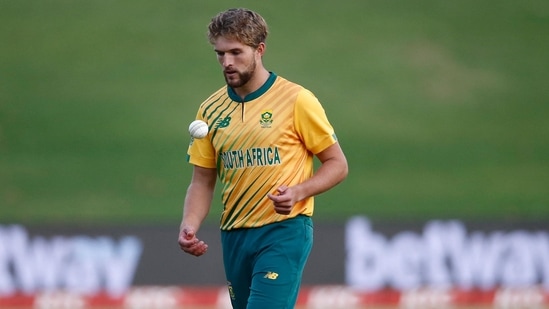 Wiaan Mulder replaces COVID-positive Pretorius in South Africa squad ...