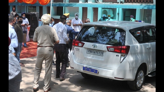 2015 police firing case: Officer who landed in controversy during Badal’s quizzing quits as SIT ...