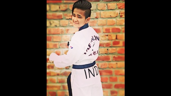 Paralympic gold within grasp of this Haryana girl, born with three ...