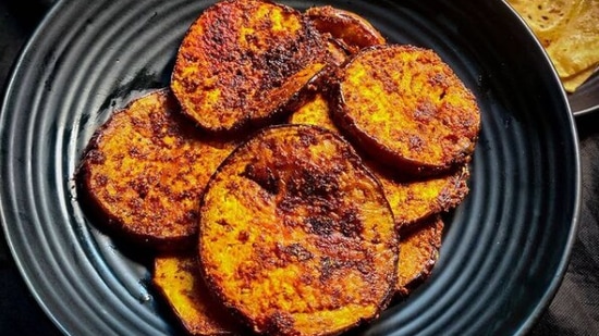 Ilish bhapa to khichuri, best Bengali monsoon dishes you need to try ...