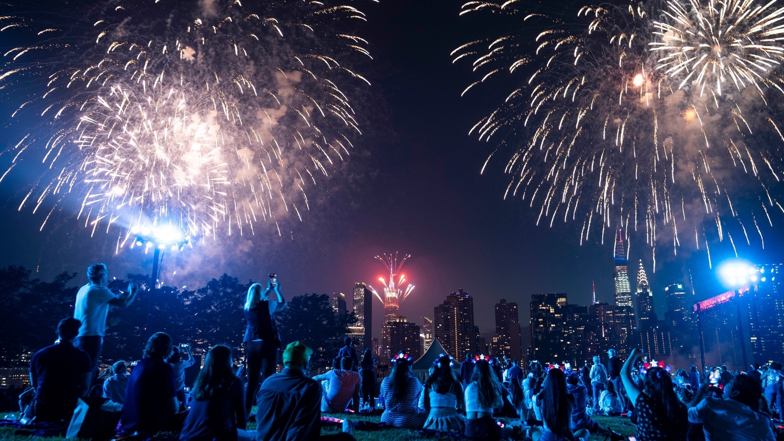 In pics: US celebrates 4th of July with fireworks, parades, carnivals ...