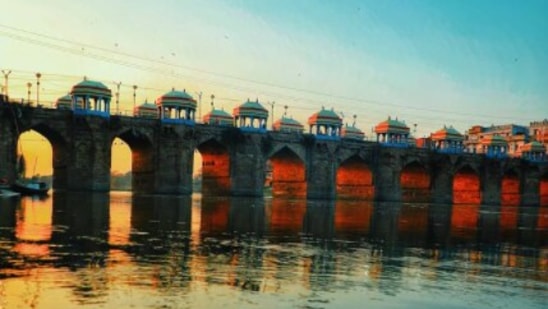 Howrah Bridge to Double-Decker Root Bridge, 6 unmissable bridges in ...