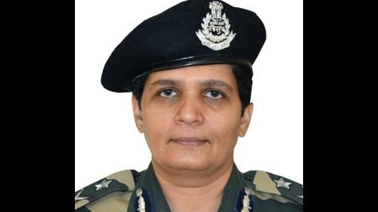 Sonali Mishra to be 1st woman to head BSF’s Punjab frontier | Hindustan ...