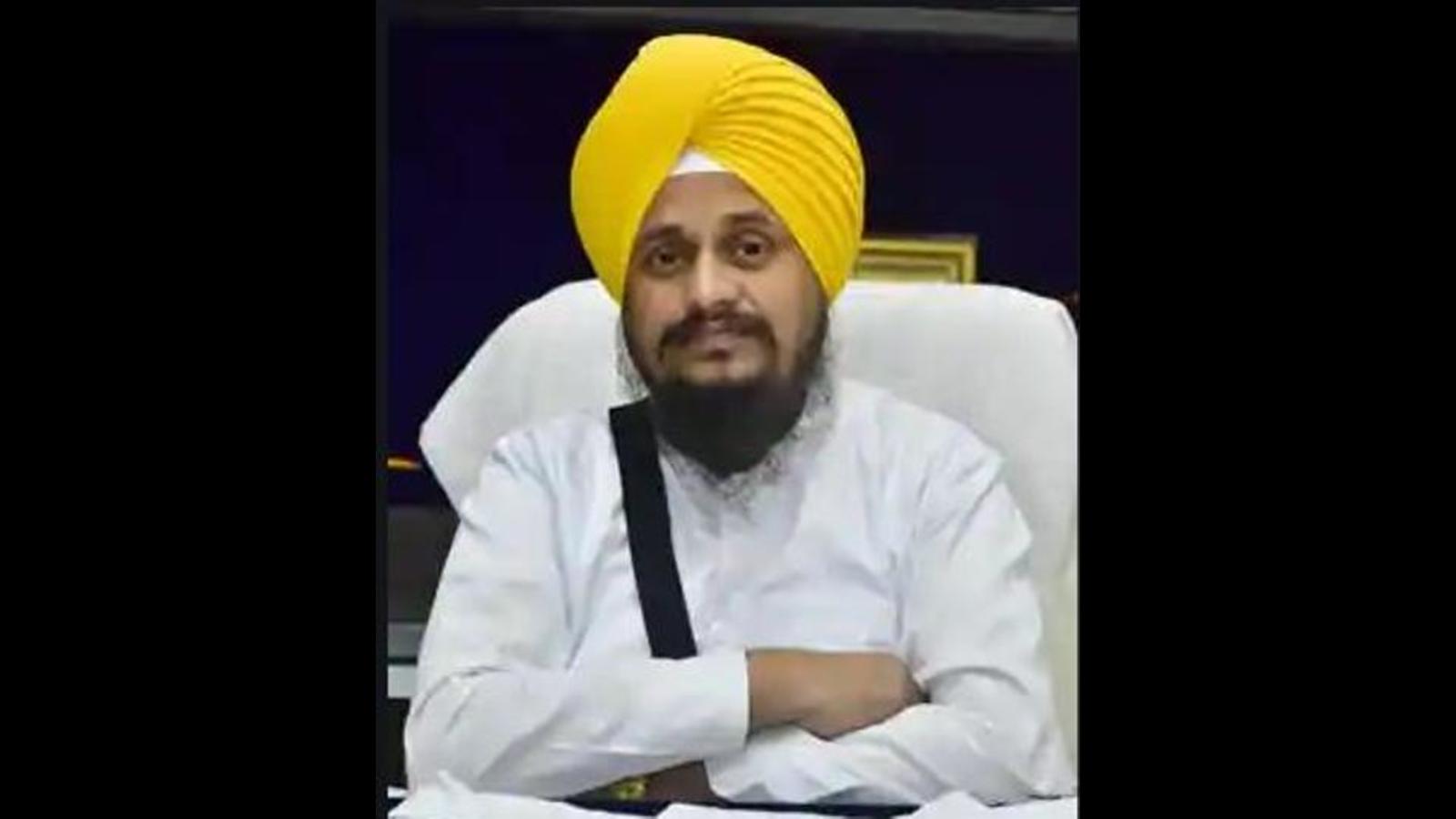 Akal Takht jathedar alleges dera chief’s name dropped from FIR ...