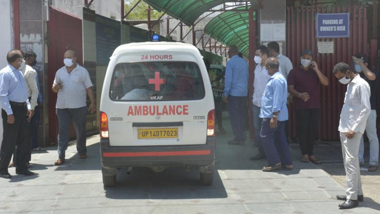 BJP worker injured in misfiring by security guard: Jammu and Kashmir ... BJP worker injured in misfiring by security guard: Jammu and Kashmir ...