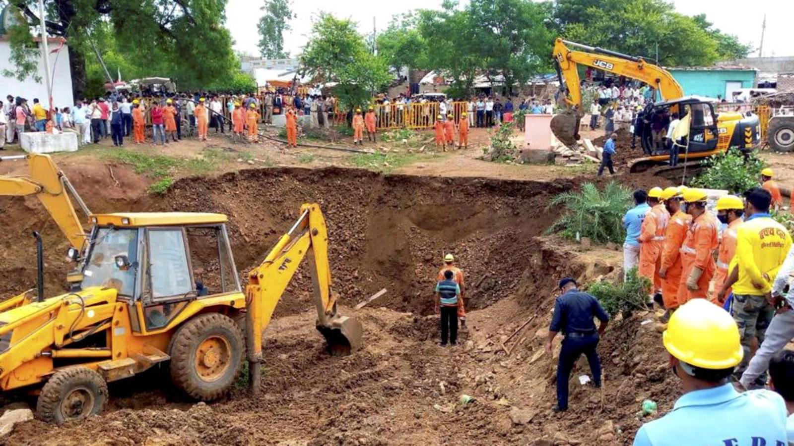 Rescuers arrived late, say residents of MP village where 40 fell in ...