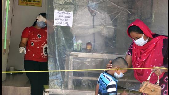 Monsoon ailments on rise in Mumbai amid heavy downpour | Mumbai news