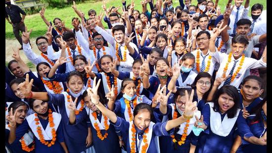 UP schools to reopen for classes 9-12 from Aug 16, with 50% attendance ...