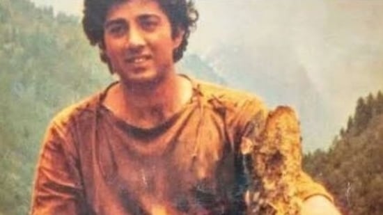 Sunny Deol's debut film Betaab completes 38 years, actor celebrates ...