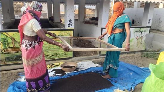 Cow dung products made by rural Chhattisgarh women selling online now ...