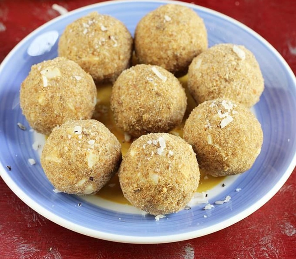 Coconut ladoo to besan ladoo: Easy-to-make ladoo recipes on Raksha ...