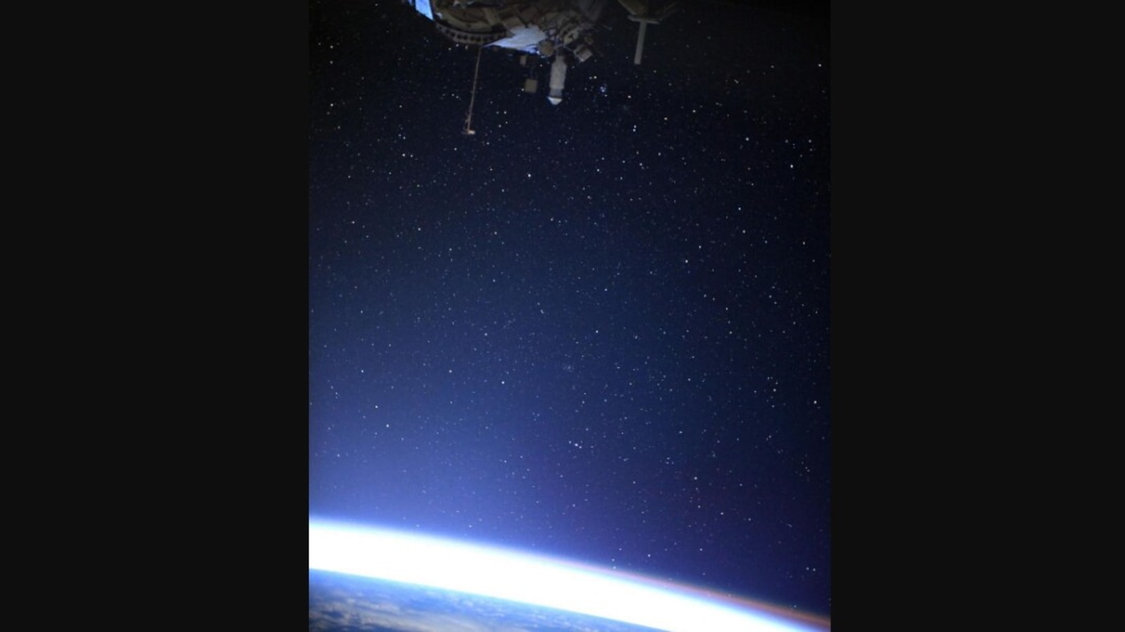 Astronaut aboard ISS shares magical pictures of stars. Seen them yet ...