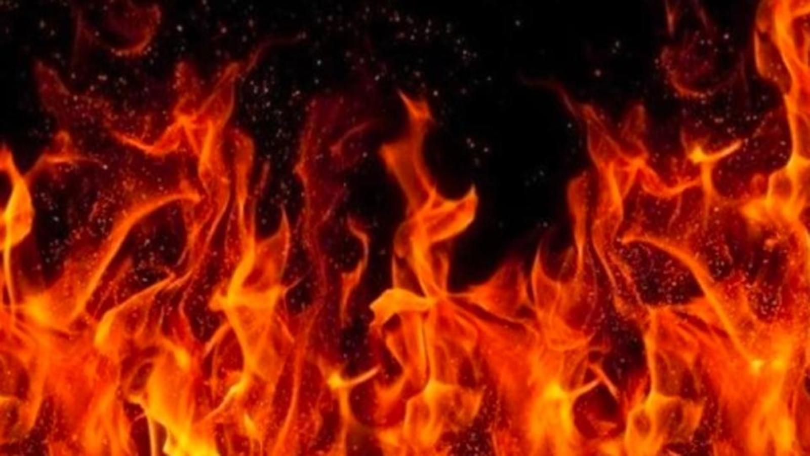 Mumbai: Minor fire reported on 17th floor of a Worli highrise | Mumbai news