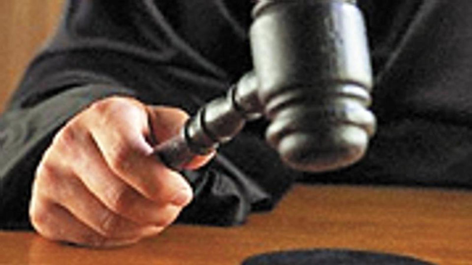 Charges framed against five in a 2013 draft case - Hindustan Times