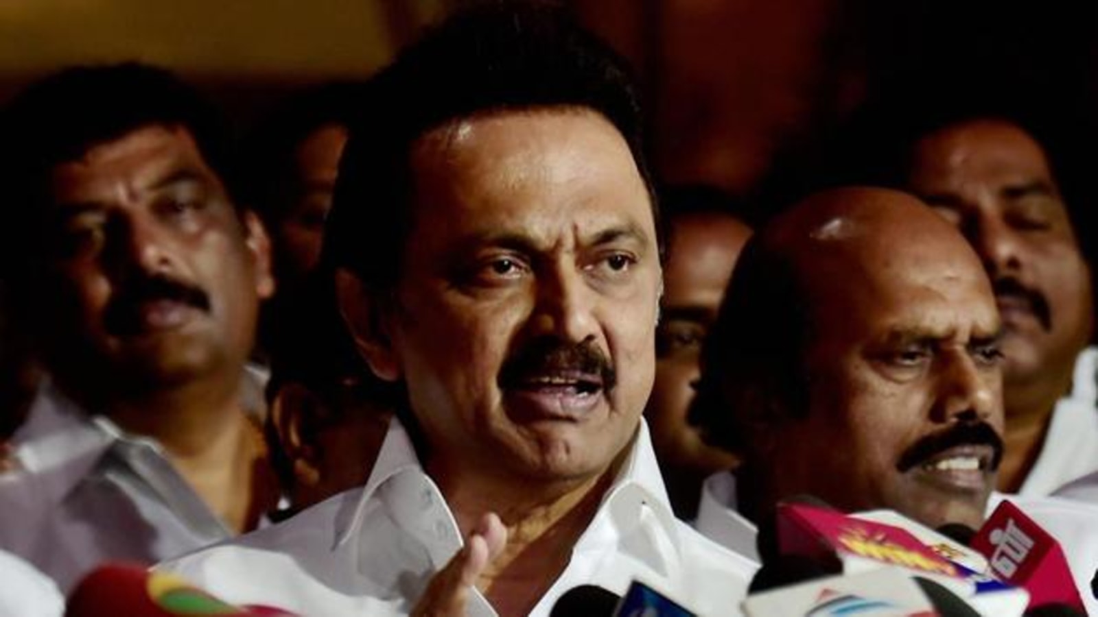 Tamil Nadu student’s suicide ahead of NEET sparks political row ... Tamil Nadu student’s suicide ahead of NEET sparks political row ...