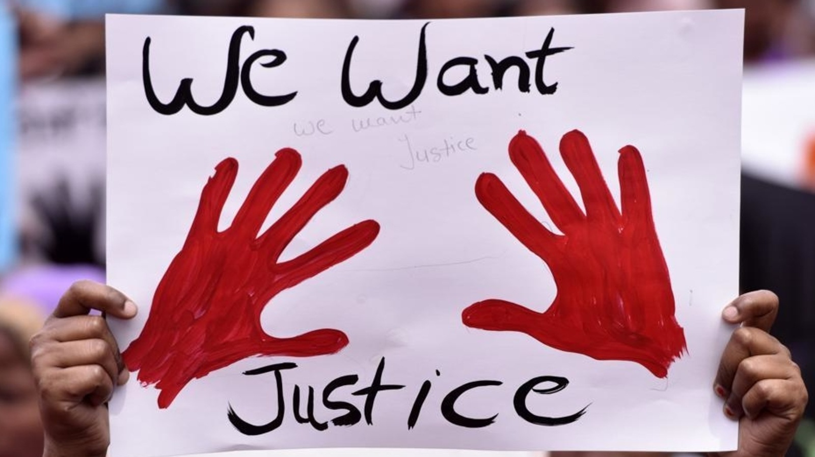 NCW team speaks to Sakinaka rape victim's kin, meets top cop for aid ...