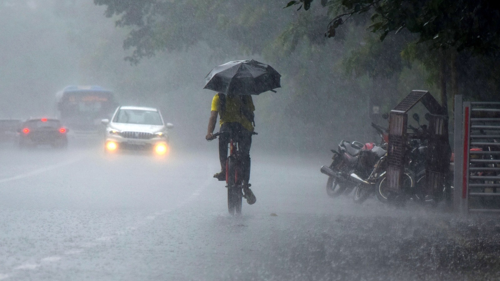 Light intensity rain in Delhi, neighbouring states today: IMD | India News