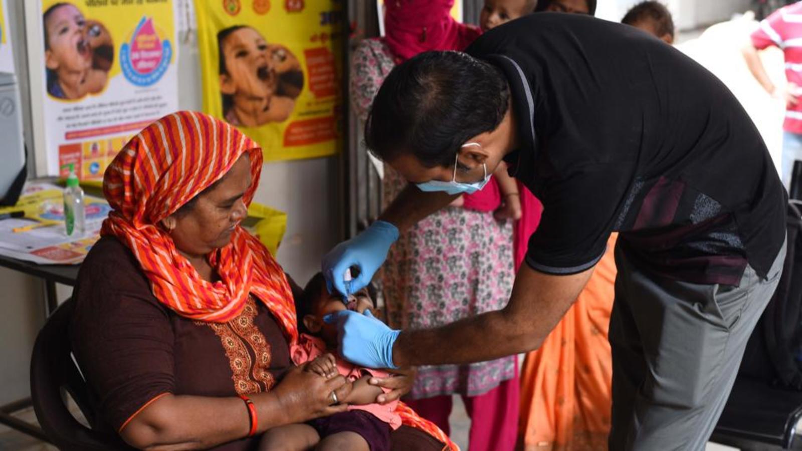 Polio drive: Gurugram achieves over 51% target on Day 1 | Hindustan Times