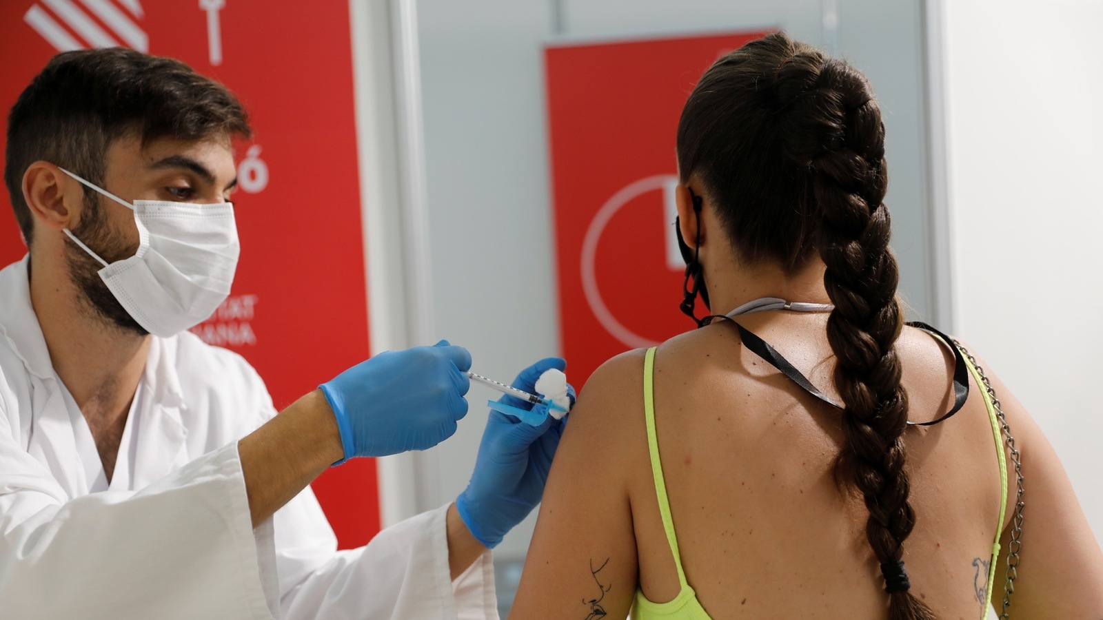 Immunity Weakens Faster In Men Than Women After Second Pfizer Shot
