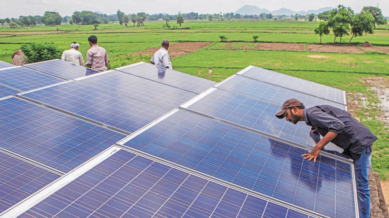 Punjab CM bats for solar power | Hindustan Times