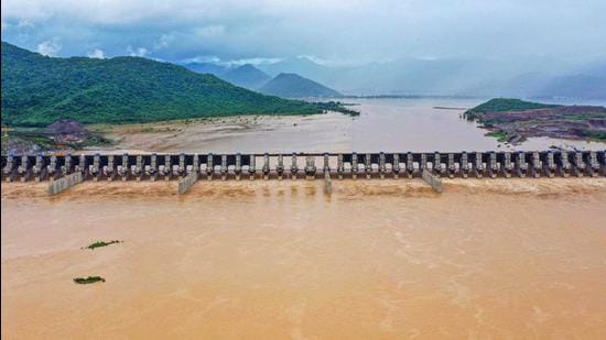 Centre to take over major irrigation projects after resistance from ...